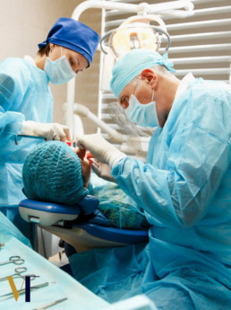 ΟΔΟΝΤΙΚΑ ΕΜΦΥΤΕΥΜΑΤΑ – VF DENTAL CLINIC